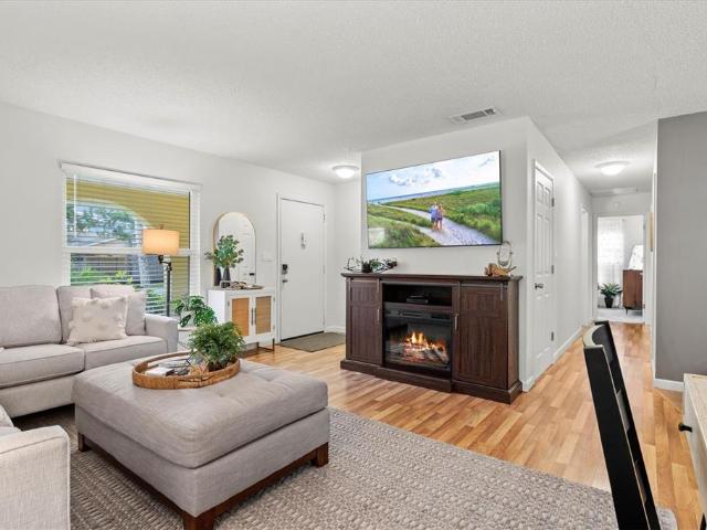3210 Wood St, Sarasota, FL 34237 | MLS #A4564