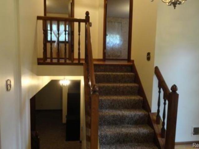 3211 McCluskey