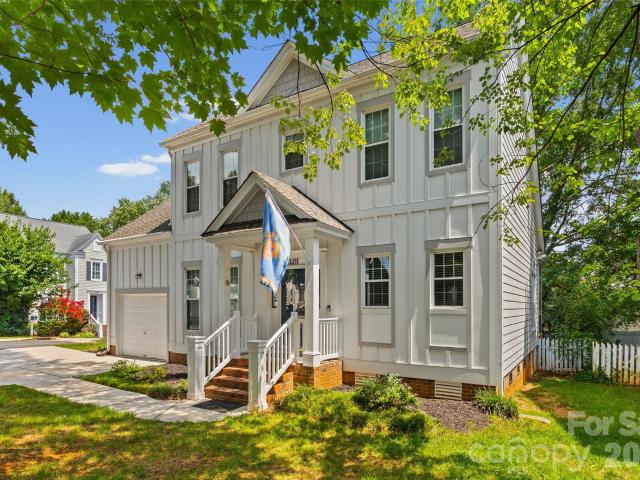 3211 Moores Glen Drive