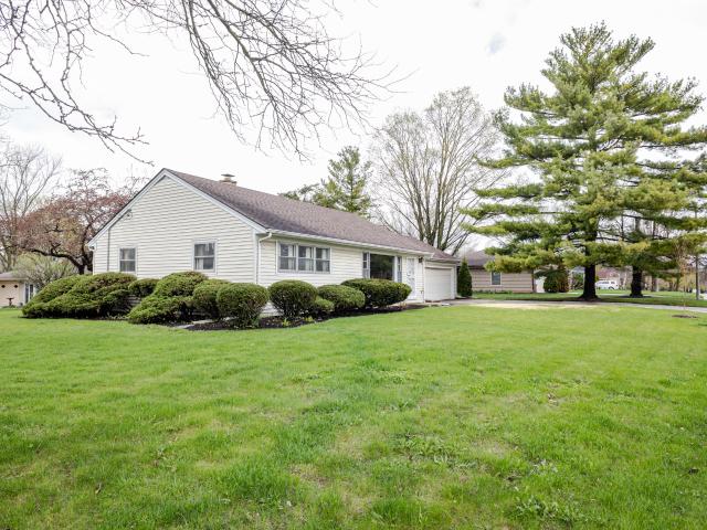 3211 N 106th St, Wauwatosa, WI 53222 | MLS #1958 | Compass