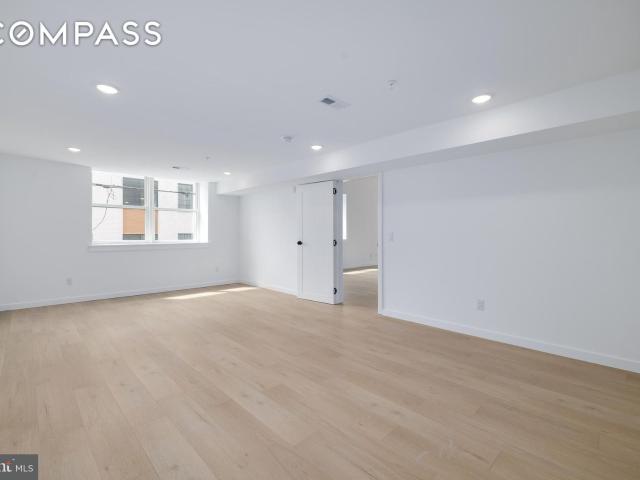 3211 Cedar St 309, Philadelphia, PA