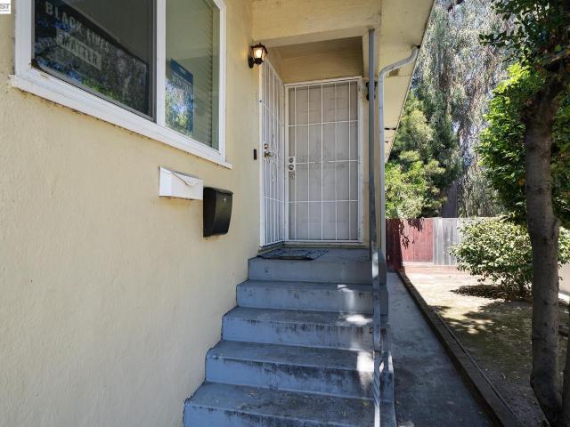 3211 Courtland Ave