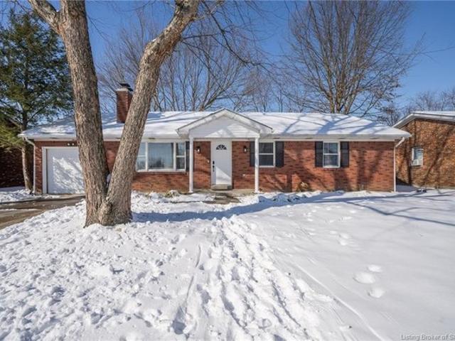 3211 Hickory Grv, New Albany, IN 47150