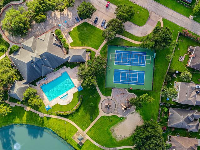 3211 Hickory Grove Lane