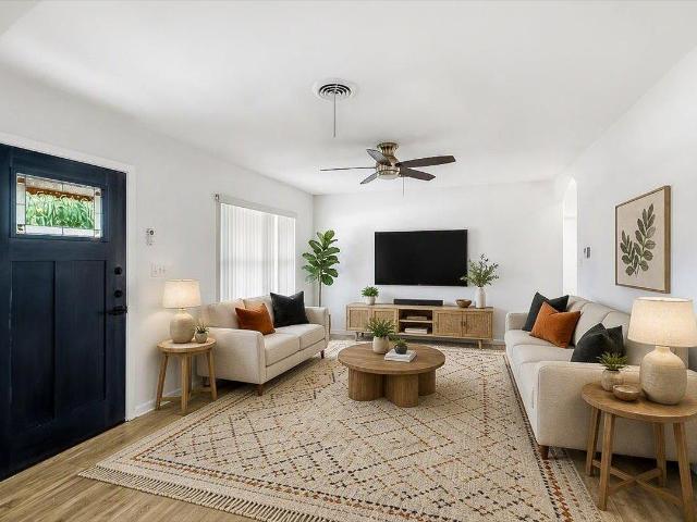3211 John Campbells Trl