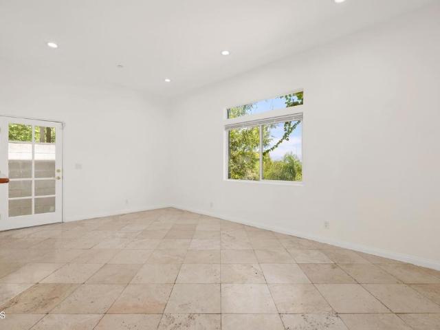 3211 Kenneth Drive
