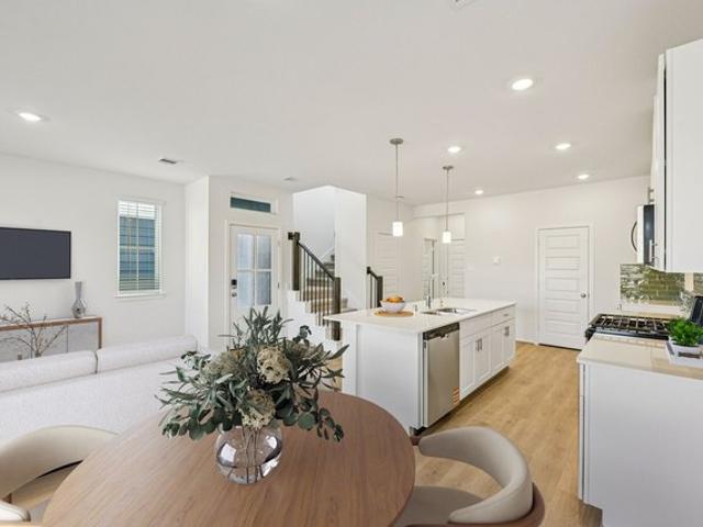 3211 Quiet Sunset Dr, Houston, TX 77080