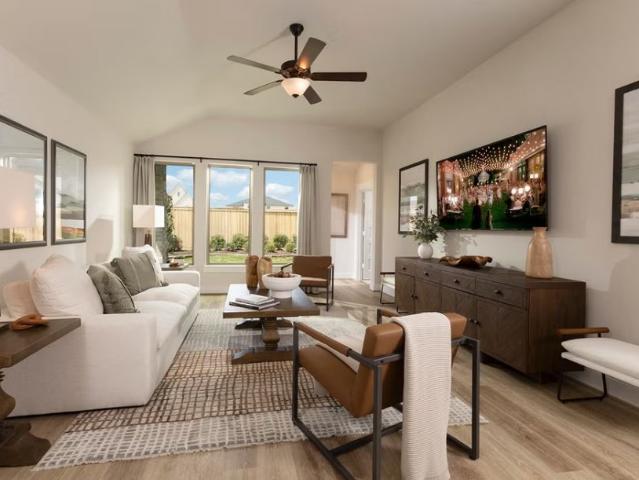 3211 Raintree Crescent Trail