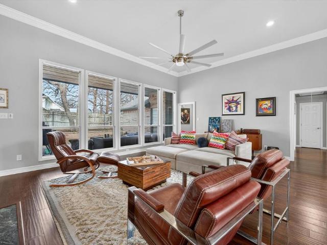 3211 Summergrove Dr, Arlington, TX 76001 | MLS #21173