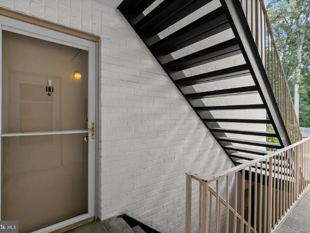 3211 University Boulevard W # 3211 11