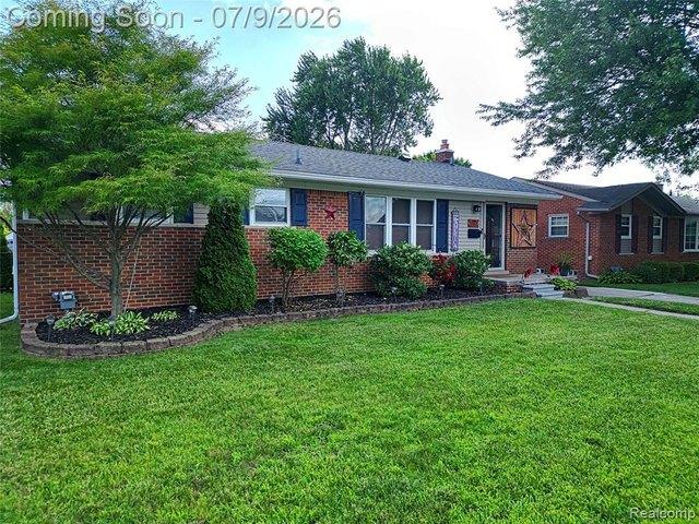 32125 Oakley St, Livonia, MI 48154