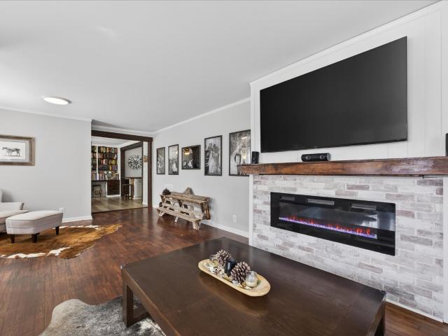 3212 Marthas Chapel Rd