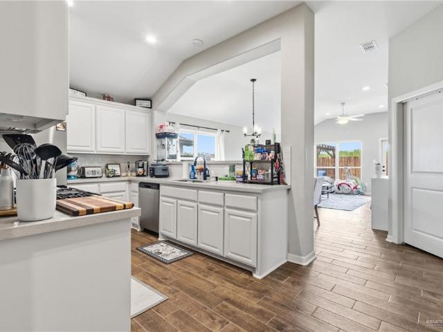 3212 Oriole Drive