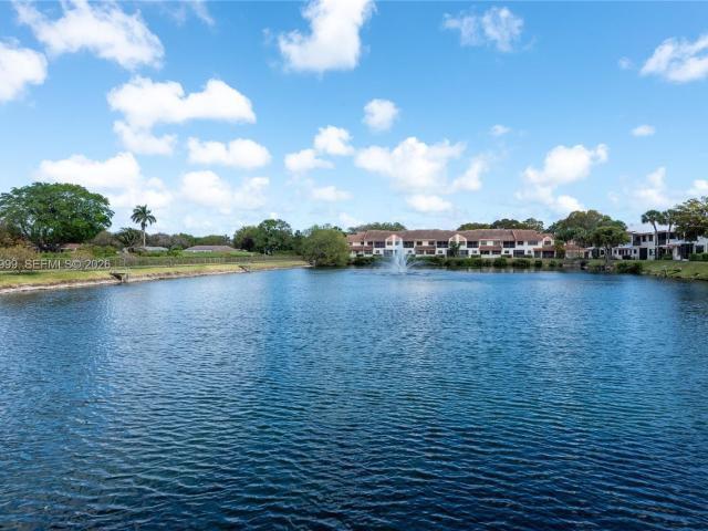 3212 Arbor Ln, Unit 2407, Hollywood, FL 33021 | MLS #A11983