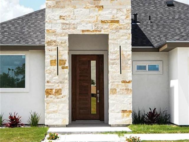 3212 Fairway Drive
