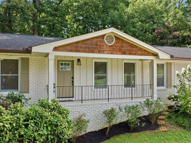 3212 Foxwood Trail SE