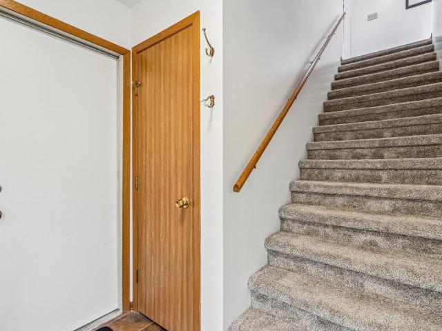 3212 Wood Rd