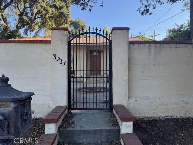 3213 Mills Avenue