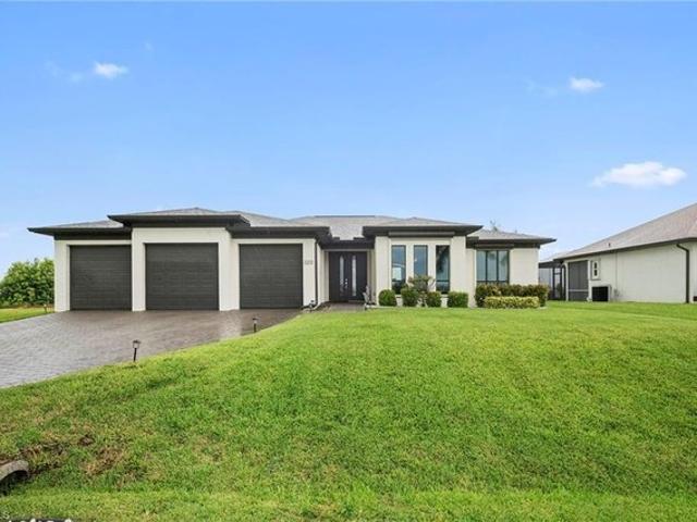 3213 NW 9th St, Cape Coral, FL 33993