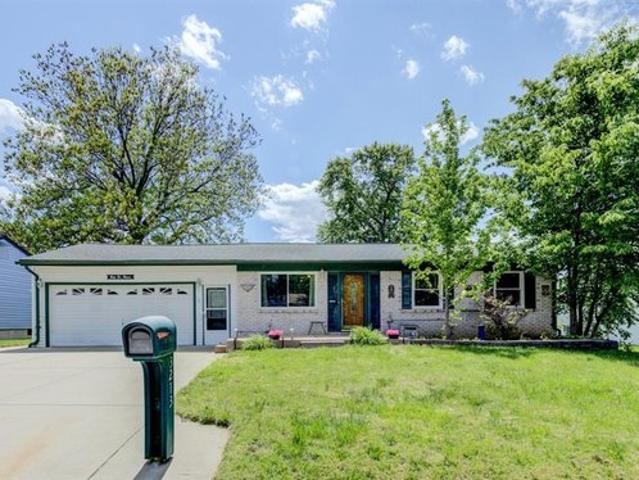 3213 Fleet Ln, Saint Charles, MO 63301