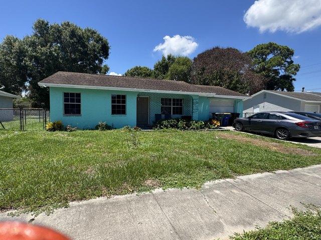 3213 Indiana Ct, Fort Pierce, FL 34947