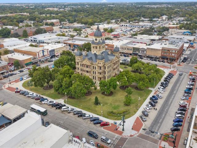3213 Kingdom Dr, Denton, TX 76208 | MLS #21210