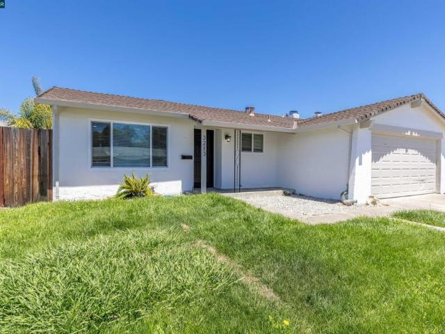 3213 San Luces Way