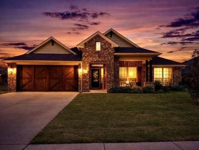 3213 Shoreline Drive