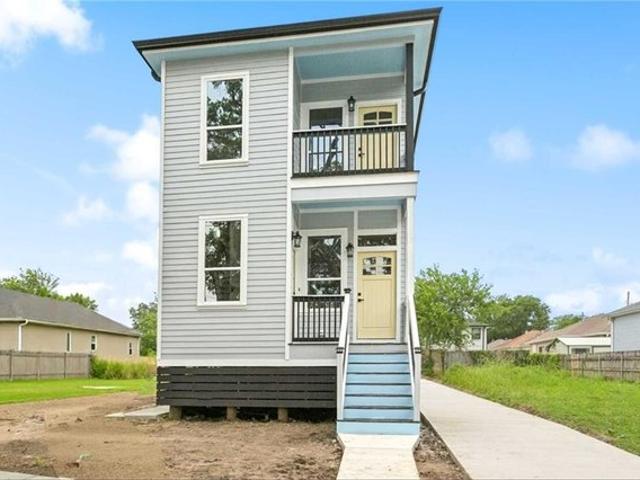 3213 Toledano St, New Orleans, LA 70125