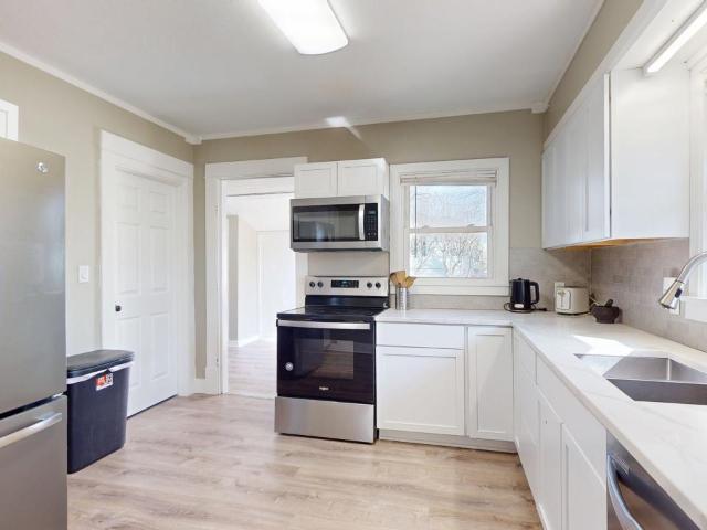 321 3rd Street