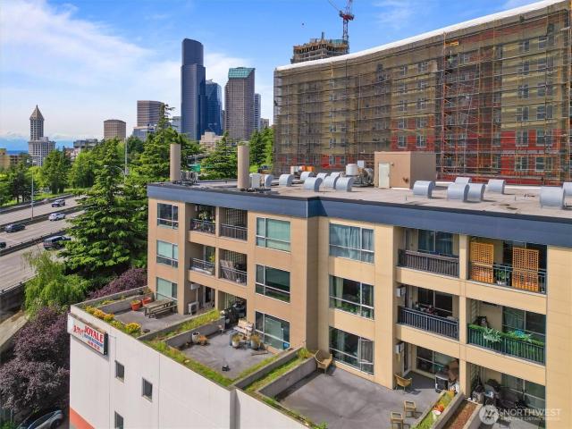 321 10th Avenue S # 705