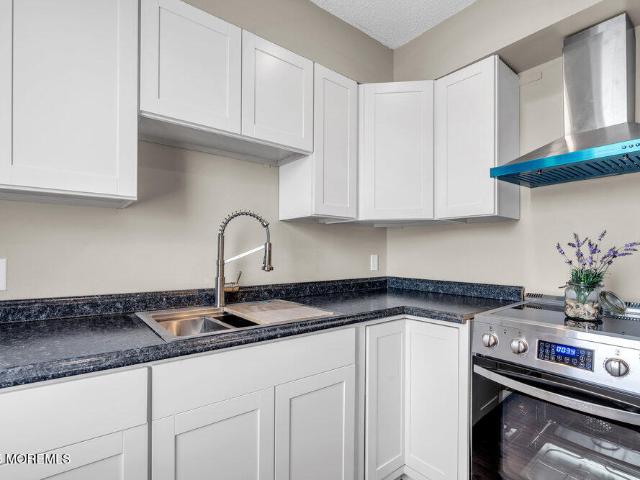 321 6th Ave, Unit 401, Asbury Park, NJ 07712 | MLS #22607 | Compass