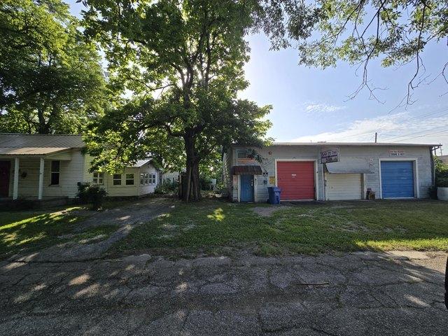 321 C St SE, Miami, OK 74354