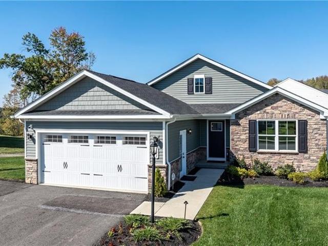 321 Coughton Cross Dr, Harmony, PA 16037