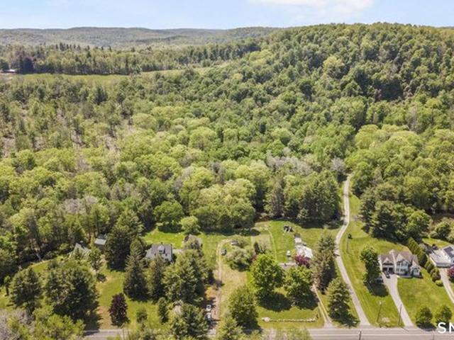 321 Colebrook Rd, Winchester, CT 06098