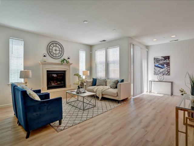 321 Cortona Way