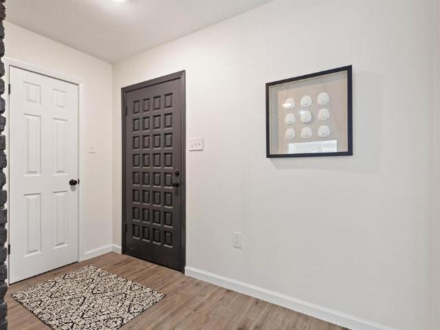 321 Chisholm Trail