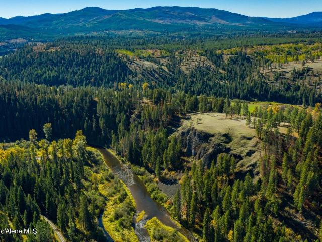 321 Clearwater Dr, St. Maries, ID 83861 | MLS #25 10 | Compass
