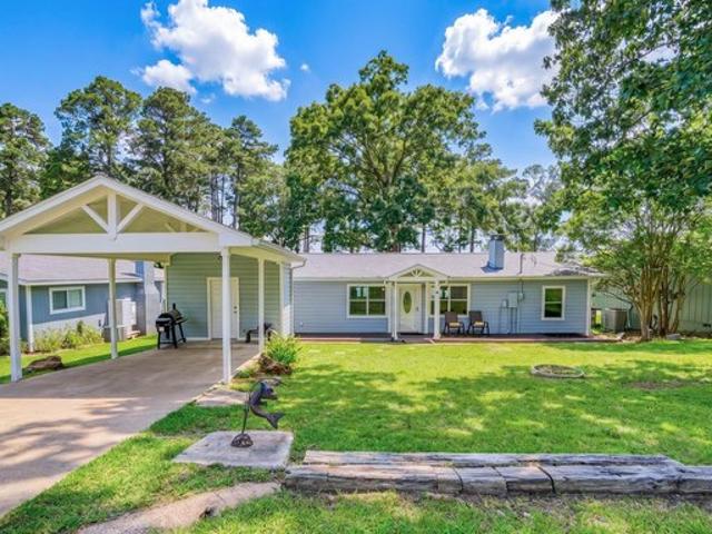 321 Crestwood Loop, Avinger, TX 75630