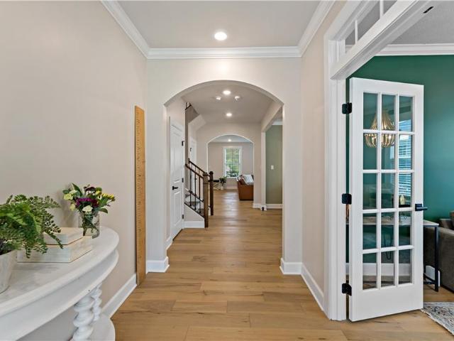 321 Crest Lane
