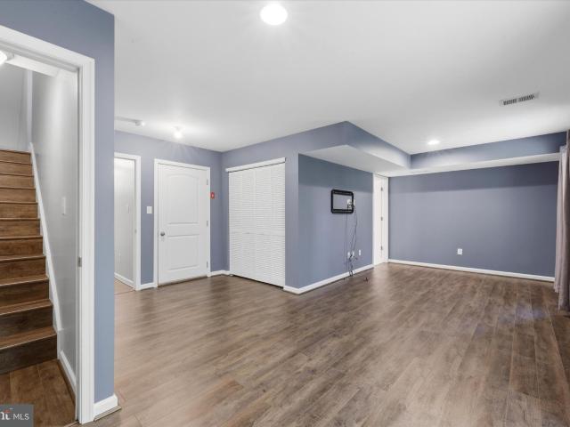 321 Ava Dr, New Castle, DE 19720 | MLS #DENC2101 | Compass