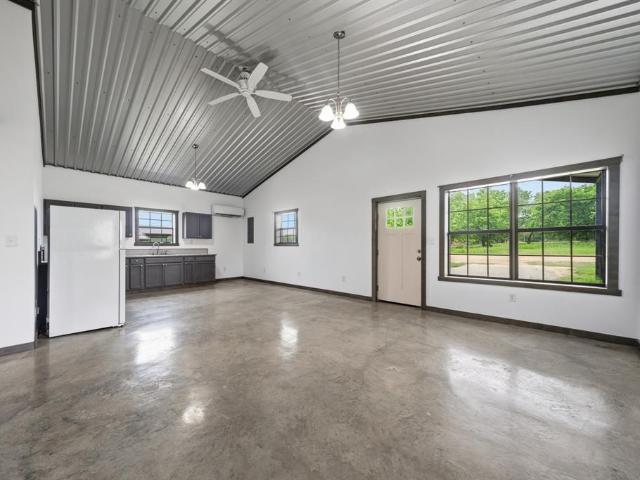 321 Avenue B #