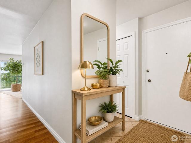 321 Bellevue Way SE # 203