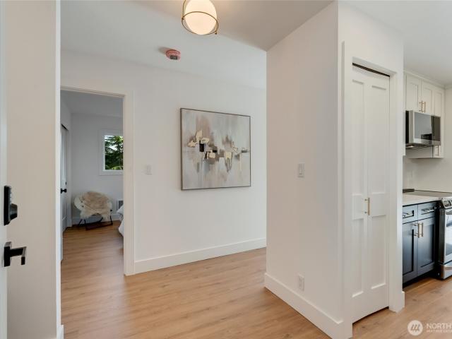 321 Bellevue Way SE # 401