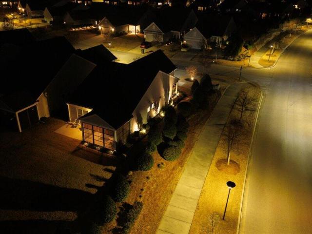 321 Bloomington Way