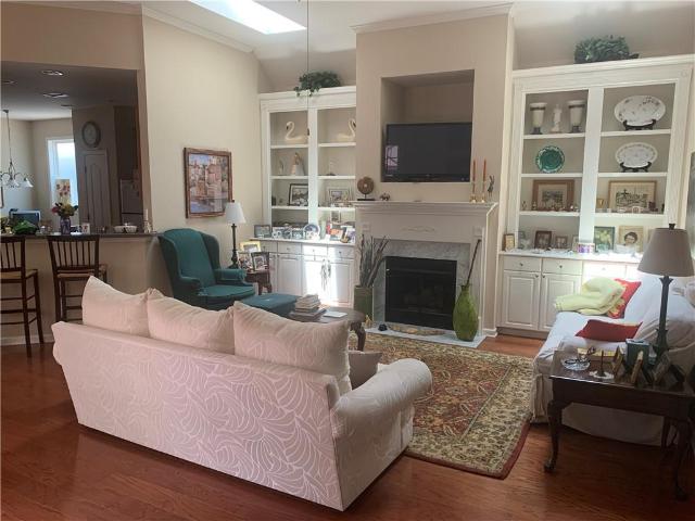 321 Glens Way