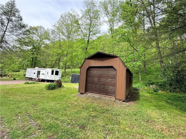 321 Dark Hollow Rd
