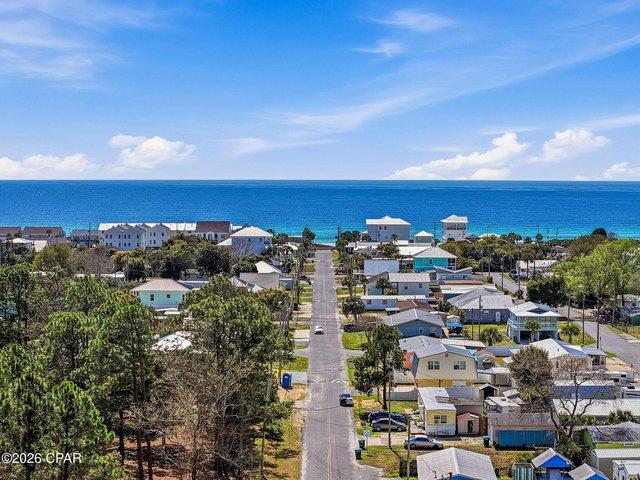 321 Deluna Pl, Panama City Beach, FL 32413