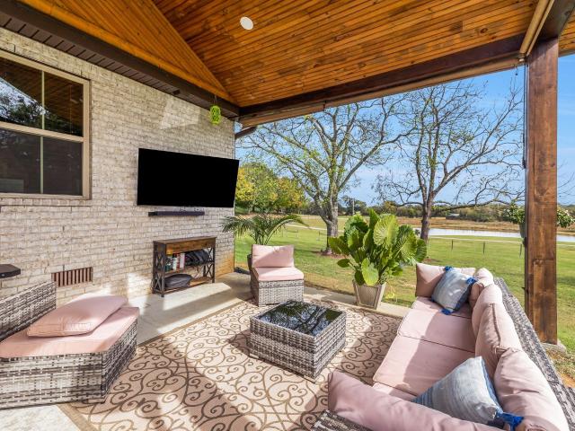 321 Dixon Rd, Shelbyville, TN 37160 | Compass
