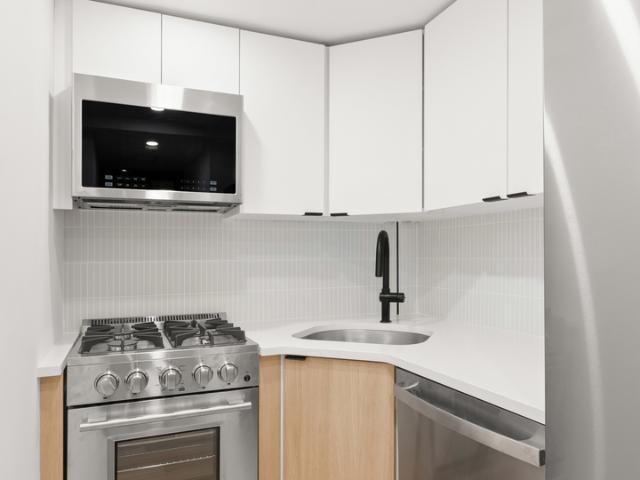321 E 48TH Street 11H